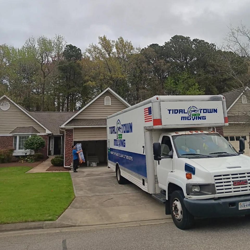 Local Moving Services in Virginia Beach, VA | Tidal Town Moving